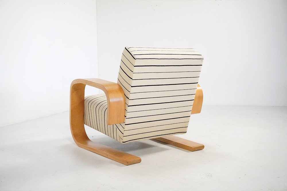 Early Model 400 Tank Lounge Chair by Alvar Aalto for Artek, Finland, 1960s for sale at Pamono