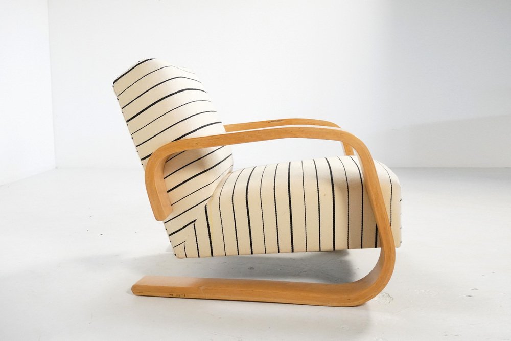 Early Model 400 Tank Lounge Chair by Alvar Aalto for Artek, Finland, 1960s for sale at Pamono