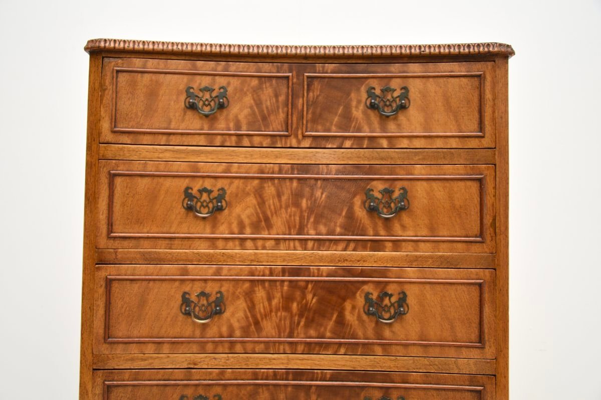 Vintage Georgian Style Concave Chest of Drawers, 1930s for sale at Pamono