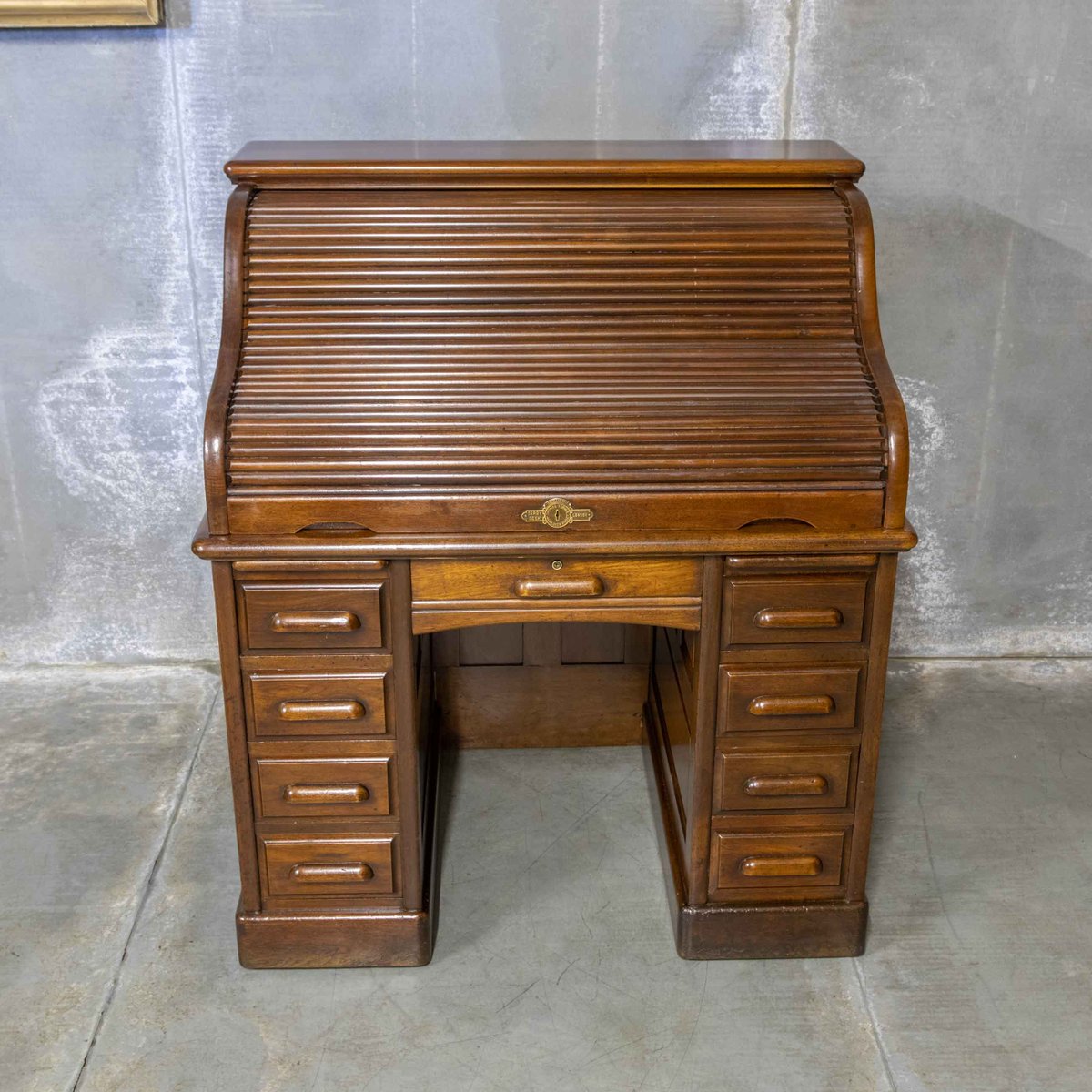 Antique Roll Top Desk, 1890s for sale at Pamono