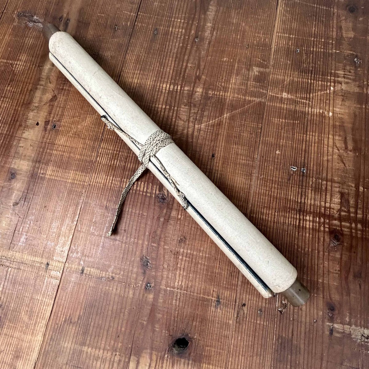 Antique Japanese Scroll with Hand-Painted Calligraphy for sale at Pamono