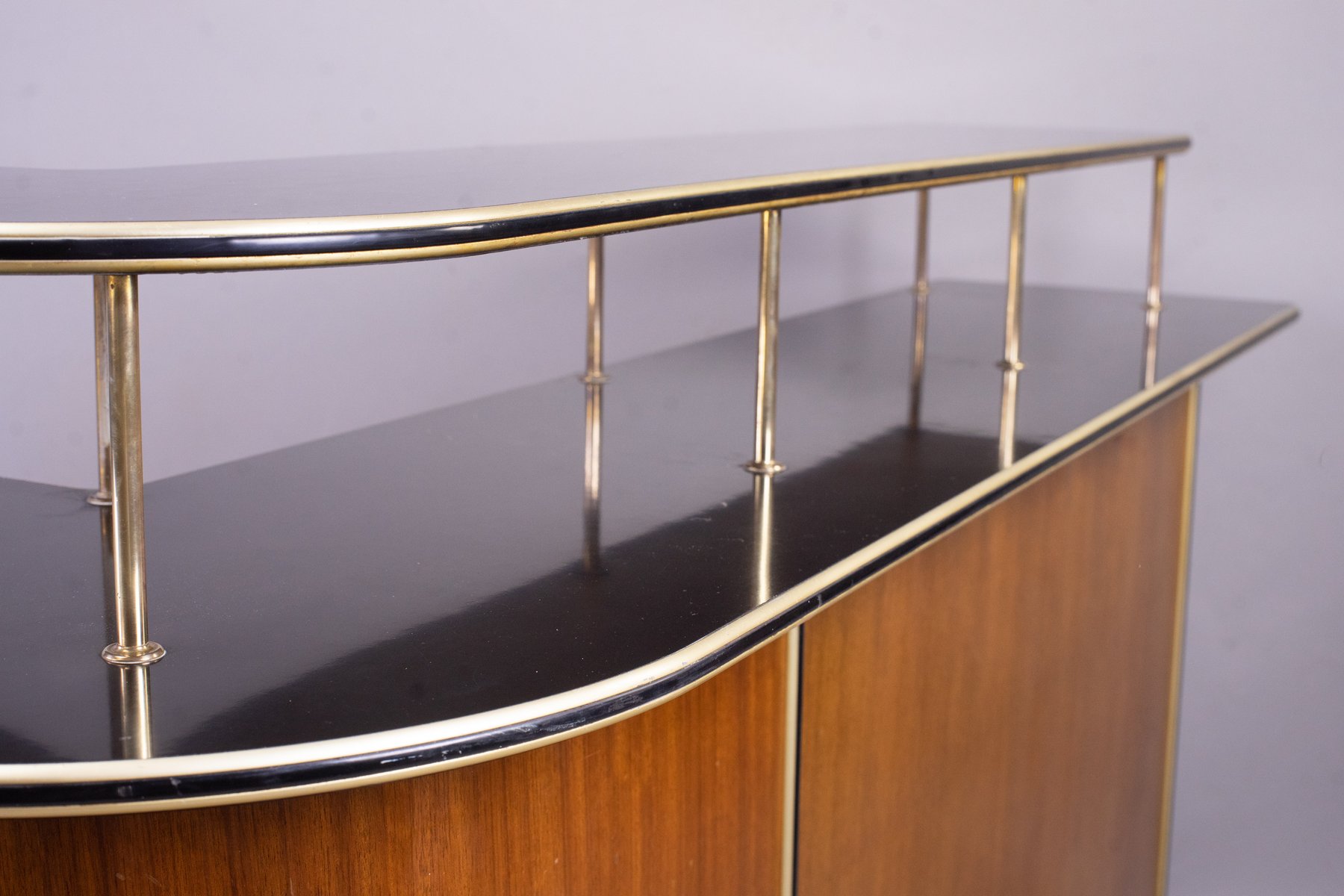 Mid-Century Dry Bar in Teak, Formica & Brass, 1950s for sale at Pamono