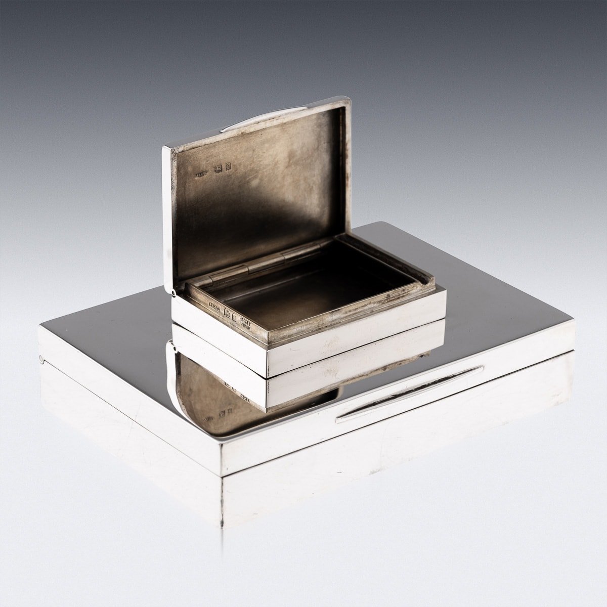 20th Century British Silver Two-Tier Cigar Box from Asprey & Co., 1920s ...