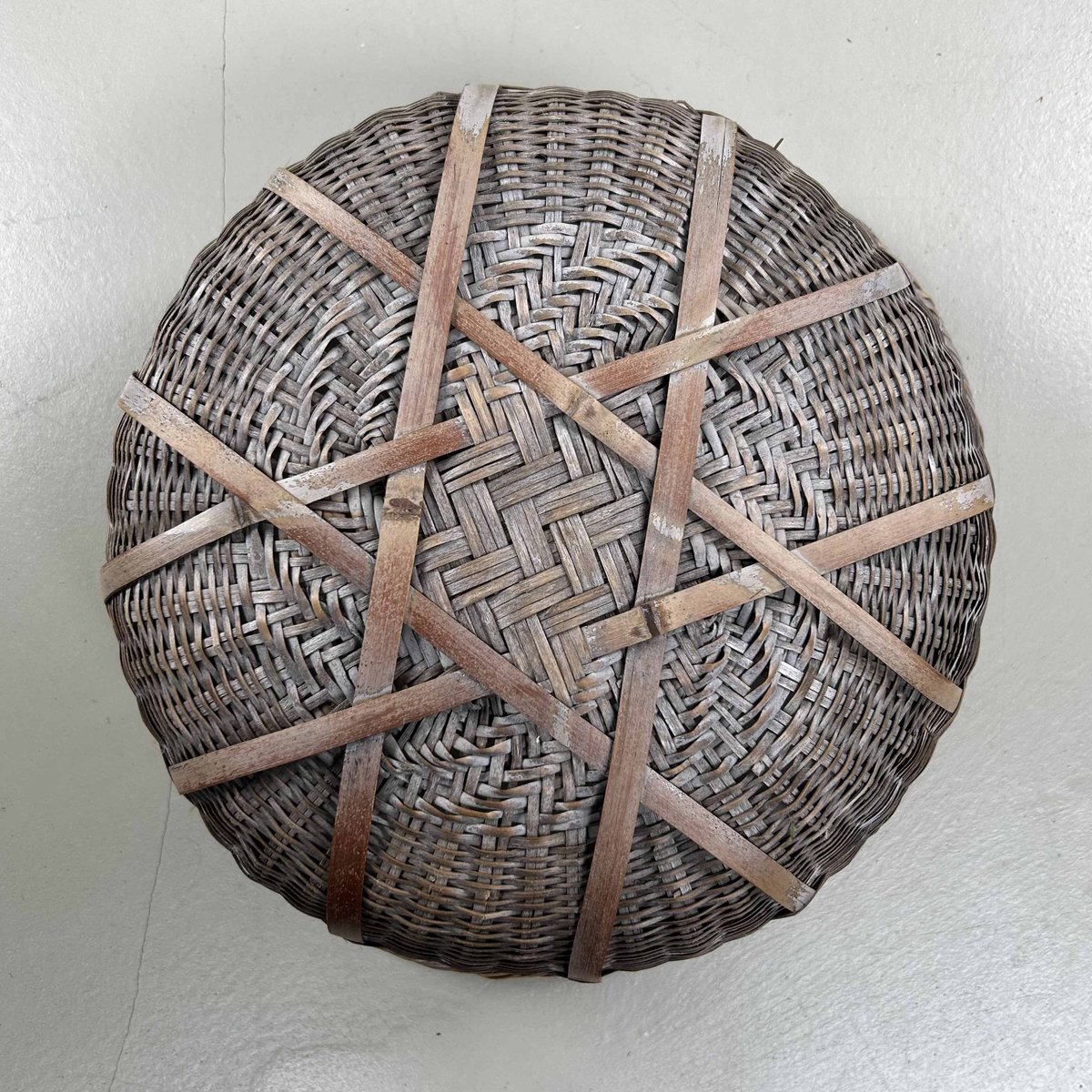Traditional Bamboo Harvest Basket, Japan, 1940s for sale at Pamono
