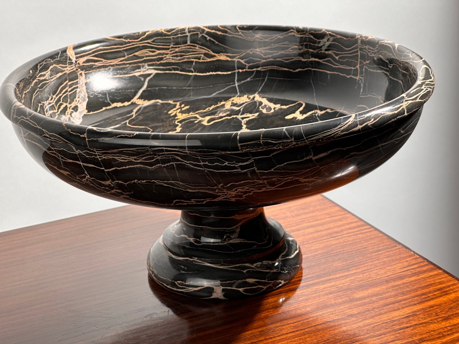 Portrose Marble Centerpiece for sale at Pamono