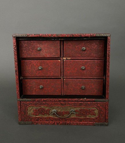 Asian Lacquer Cabinet with Seven Drawers, Image 3