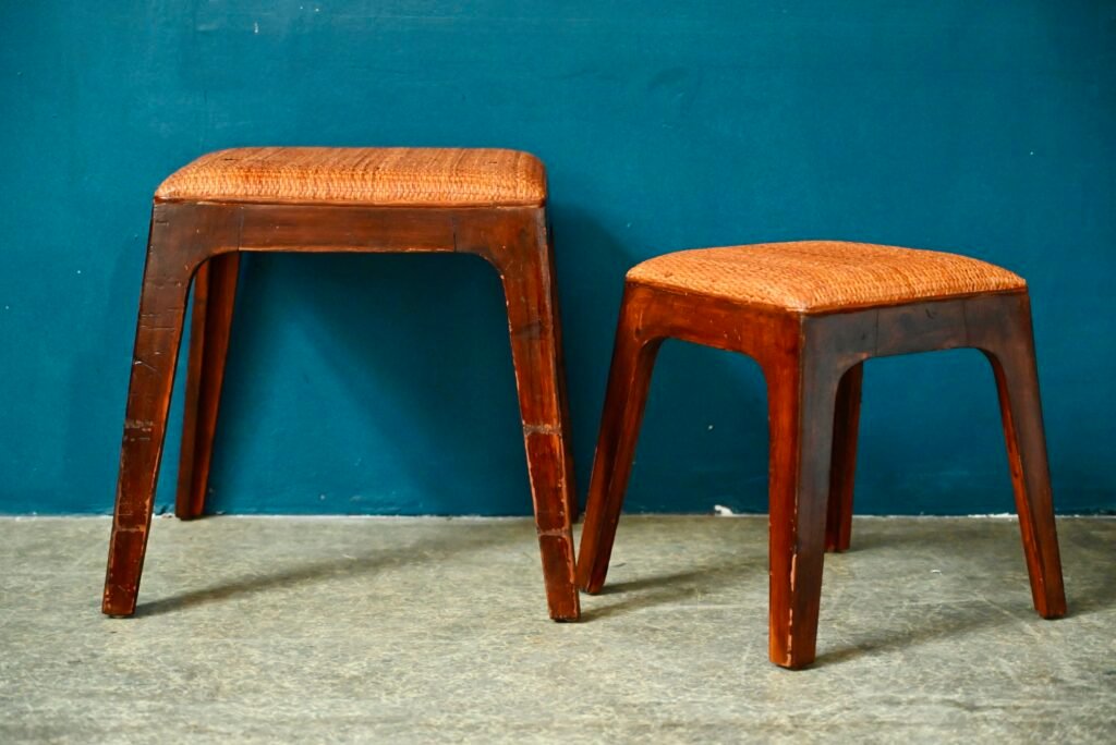 Modern Italian Nesting Stools, 1950s, Set of 2 for sale at Pamono