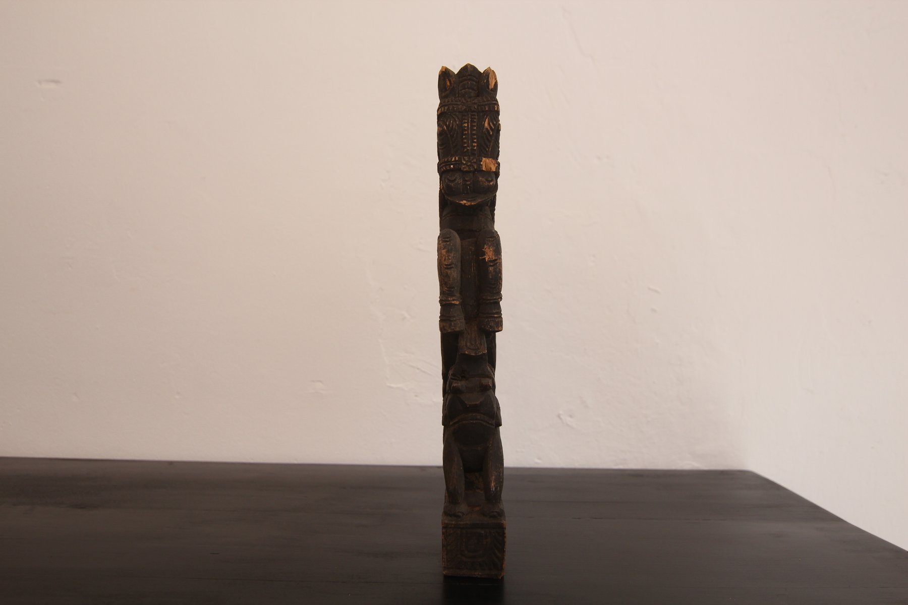 19th Century Indian Carved Wood Object for sale at Pamono