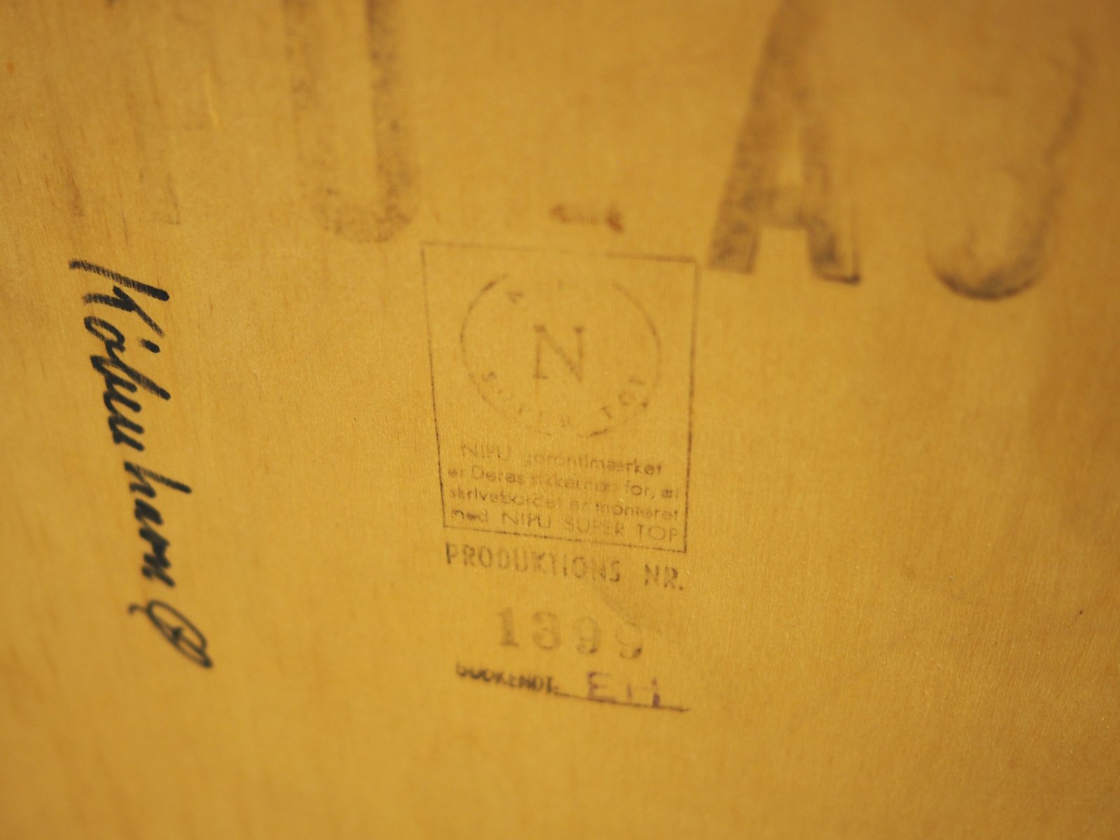 Danish Bookcase from Nipu, 1970s for sale at Pamono