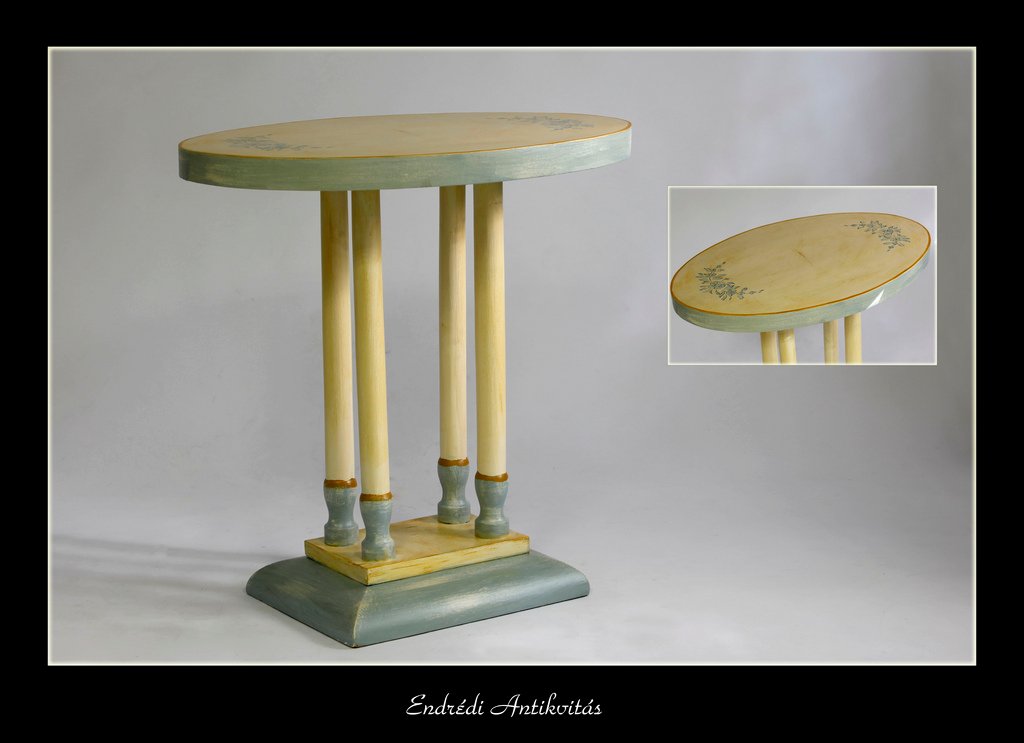 Art Deco Hand-Painted Side Table, 1930s for sale at Pamono