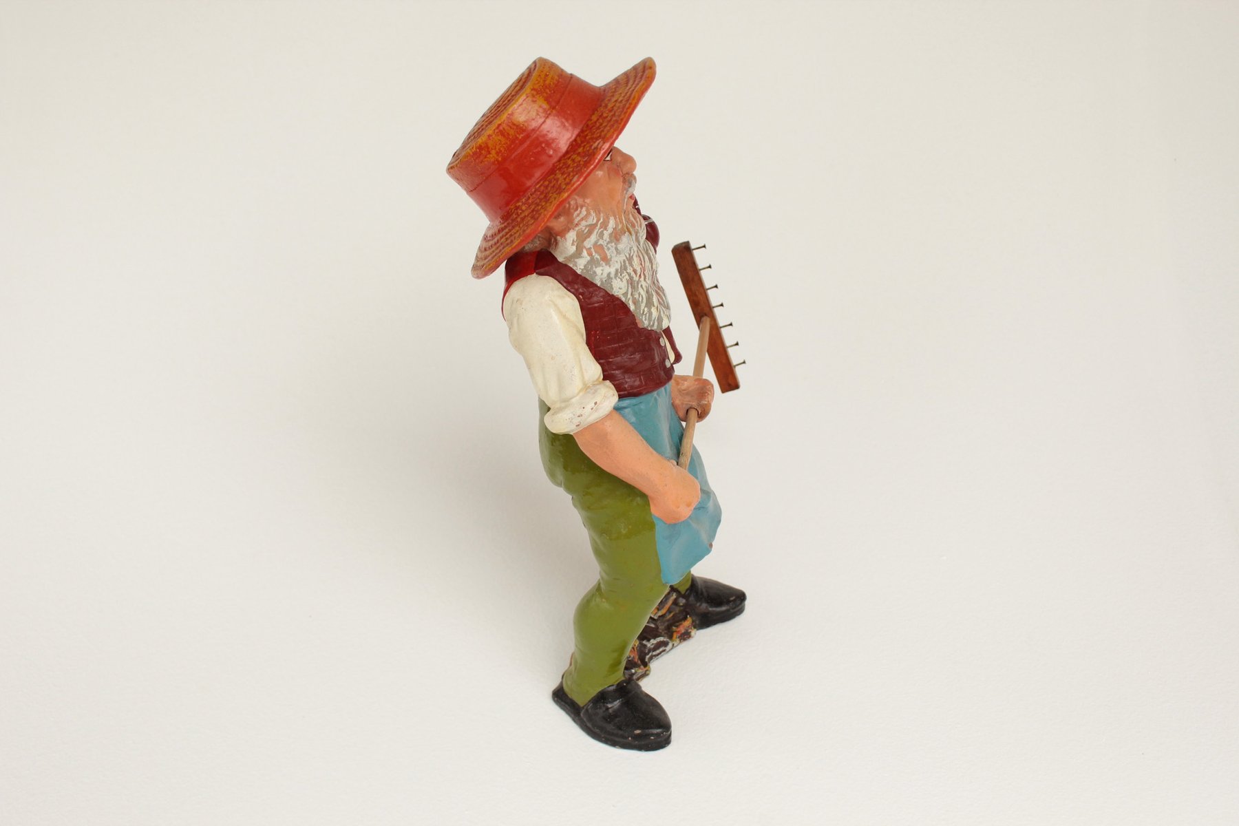 Large Garden Figure of Gardener by August Heissner, 1940s for sale at ...