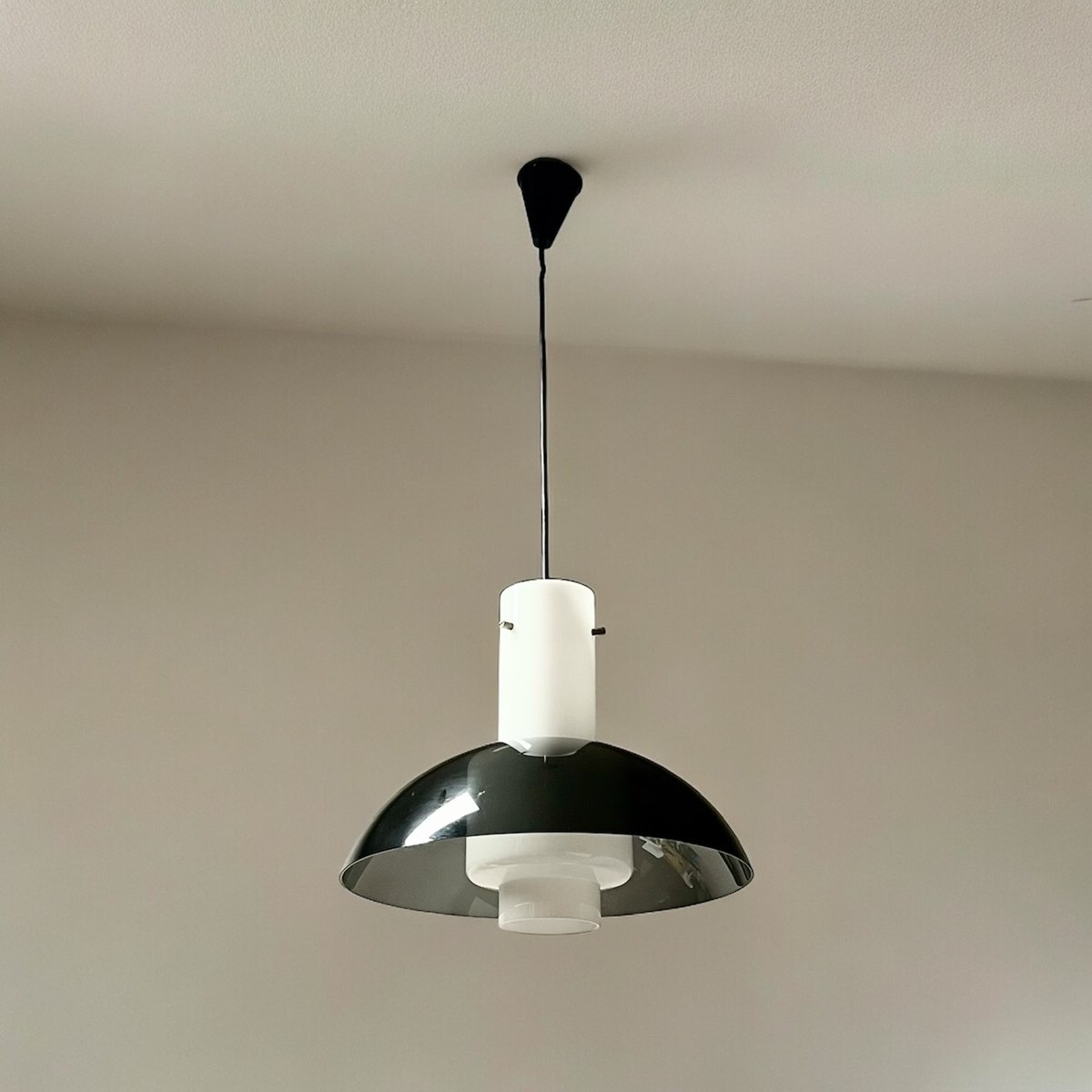 Space Age Italian Hanging Light, 1970s for sale at Pamono