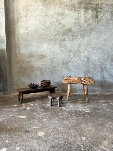 Small Organic Quadripod Bench in Blond Asian Teak for sale at Pamono