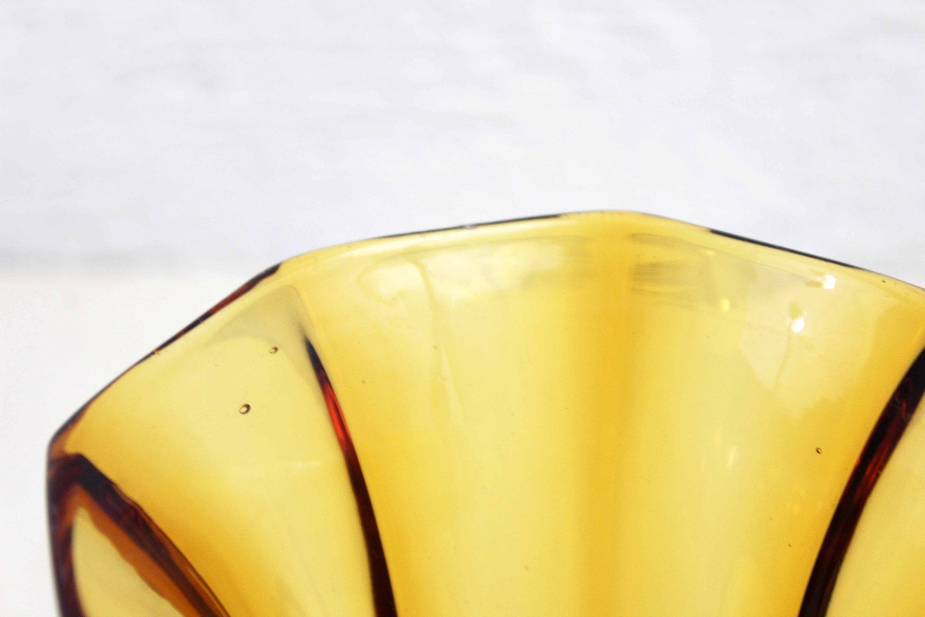 Art Deco Amber Vase, 1930s for sale at Pamono