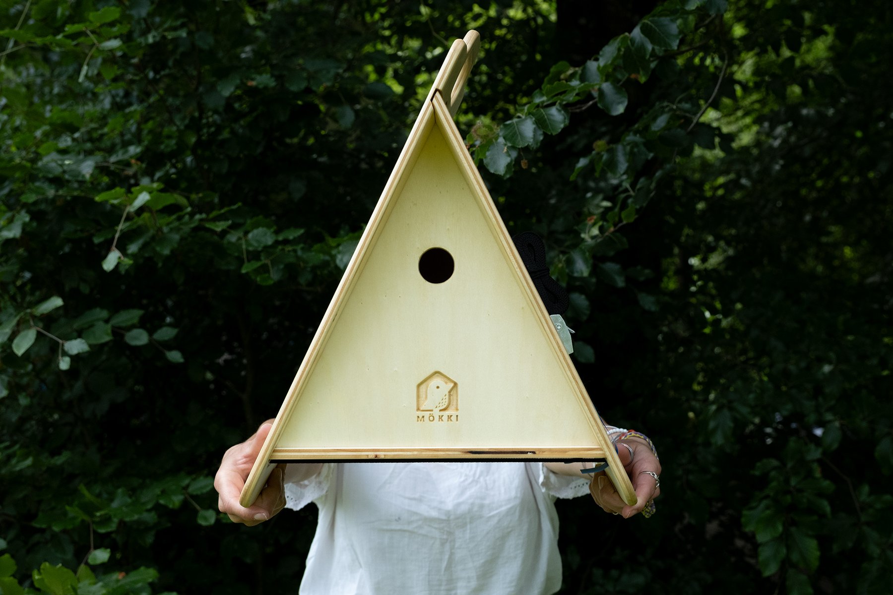 Mökki Triangular Bird House by Andrea Pregl for sale at Pamono