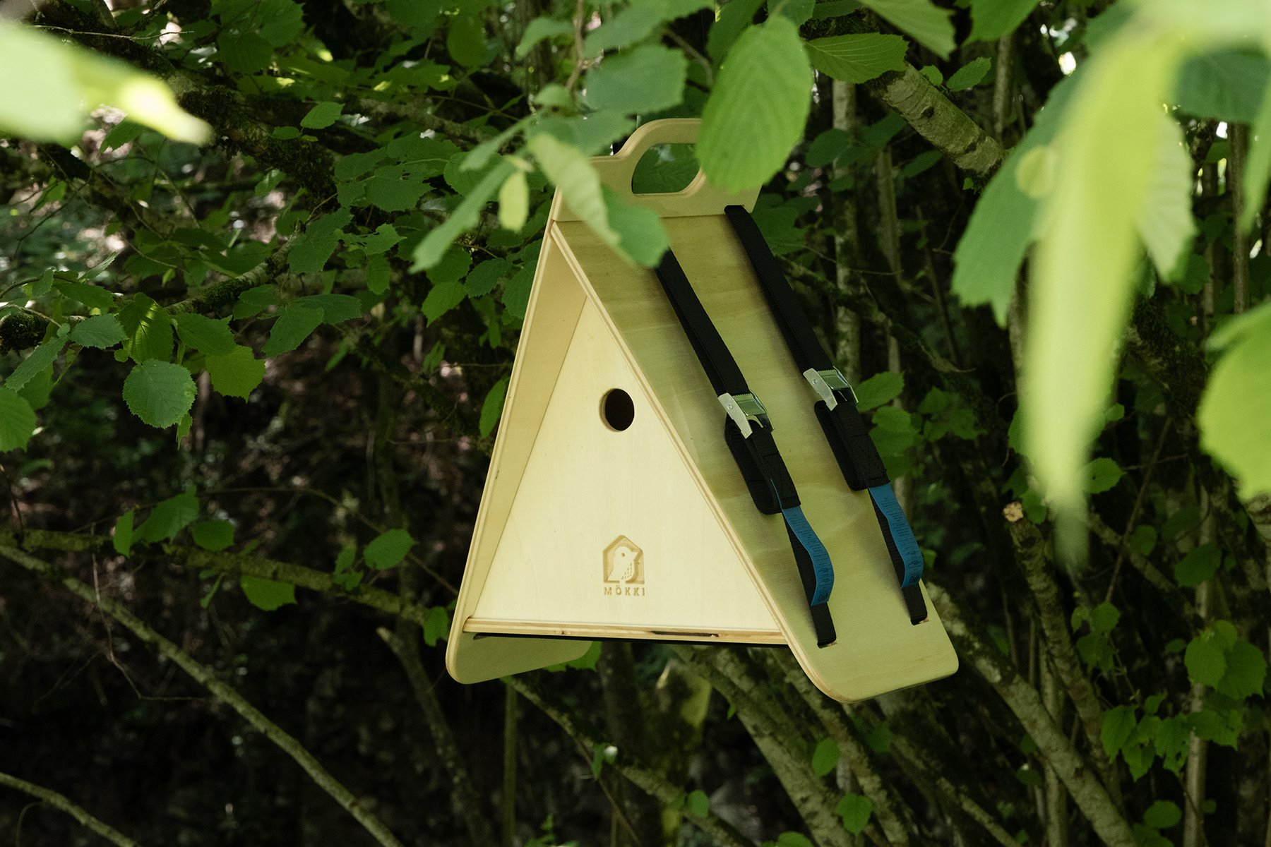 Mökki Triangular Bird House by Andrea Pregl for sale at Pamono