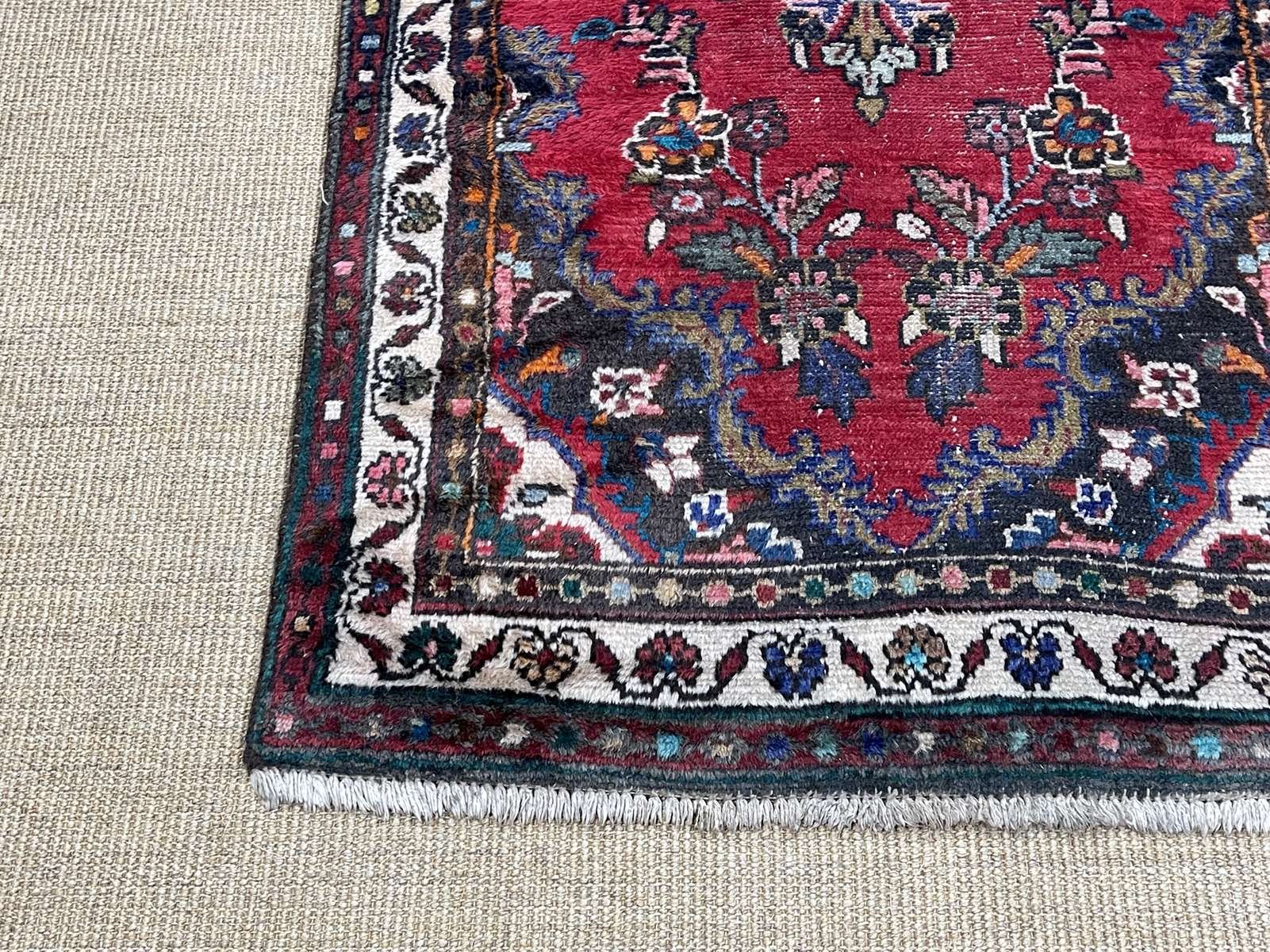 Iranian Handmade Wool Rug for sale at Pamono
