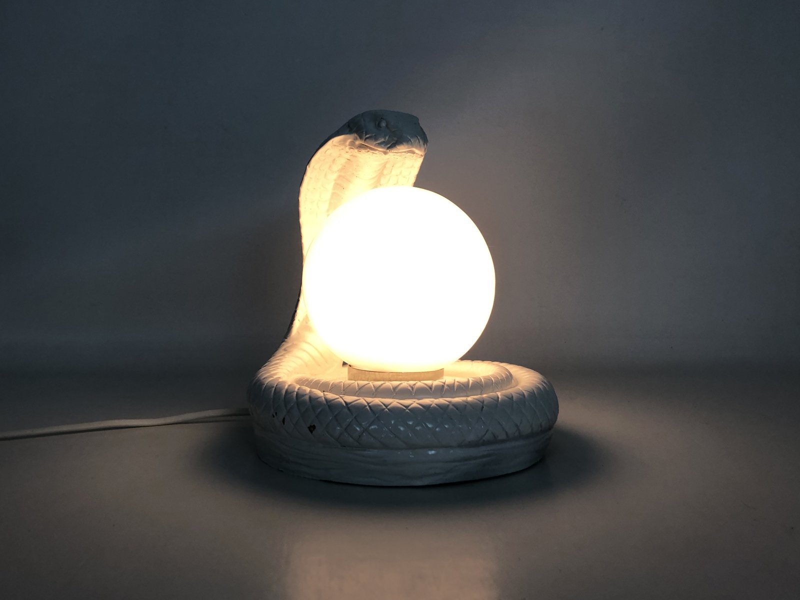 Vintage White Cobra Snake Lamp in Ceramic and Opaline Globe, 1980s for ...