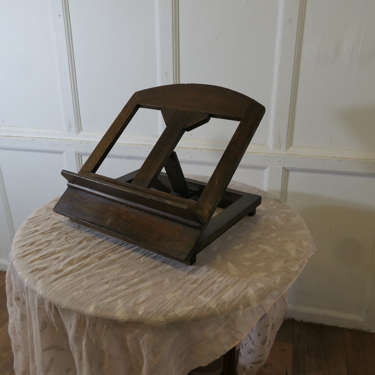 Large French Oak Book Rest for sale at Pamono