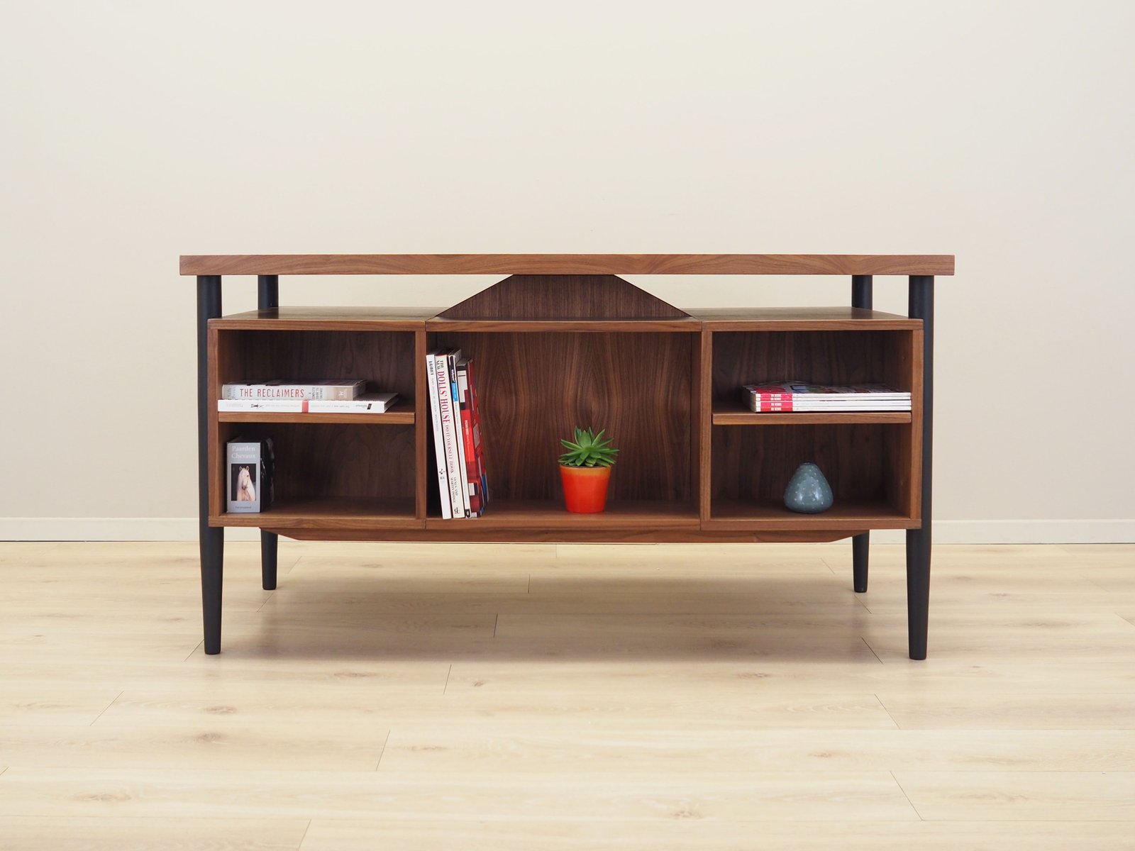 Scandinavian Walnut Desk for sale at Pamono