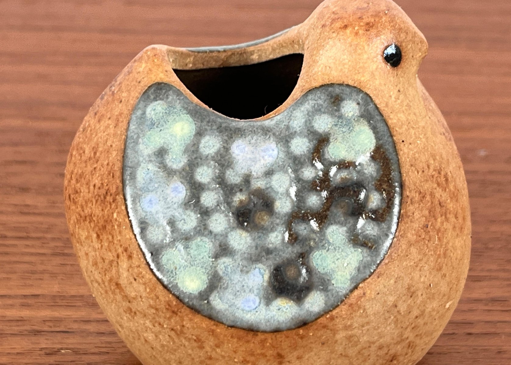 Mid-Century Danish Studio Pottery Bird Vase, 1960s for sale at Pamono
