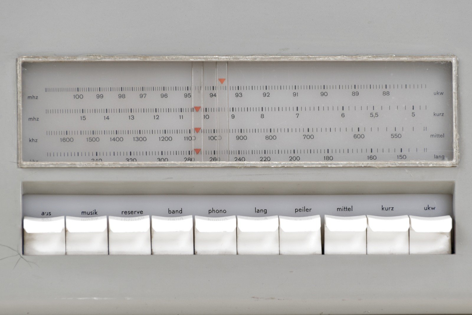 Compact Device - Studio 1 by Hans Gugelot and Prof. Herbert Lindinger ...