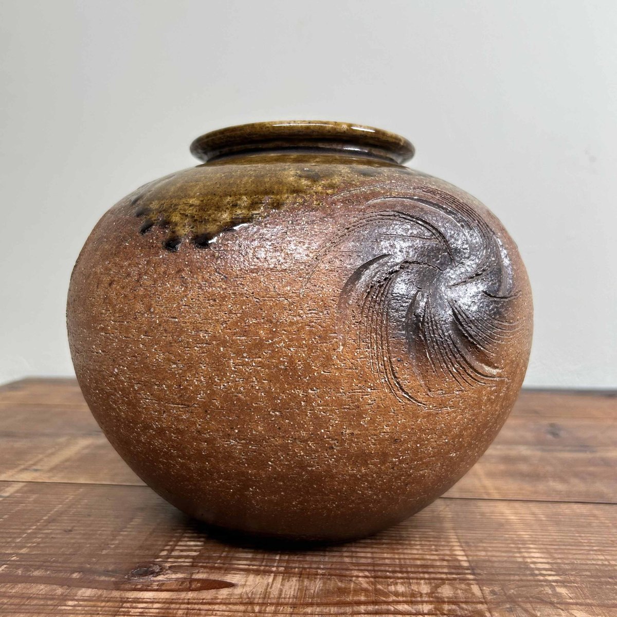 Mid-Century Shigaraki Ikebana Flower Vase by Yagi Tōdō, Japan, 1970s ...