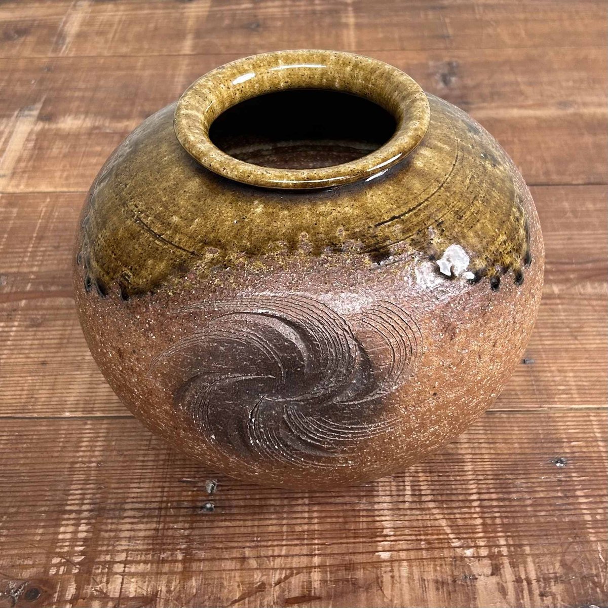 Mid-Century Shigaraki Ikebana Flower Vase by Yagi Tōdō, Japan, 1970s ...