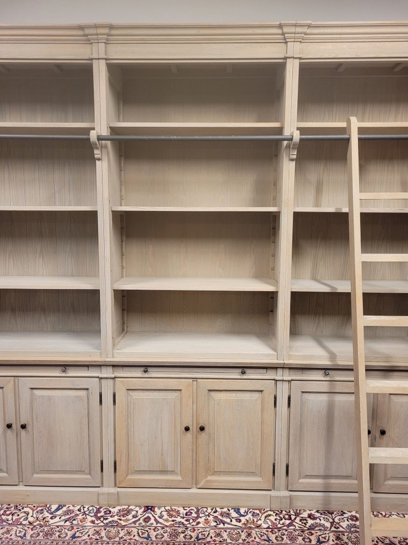 English Classic Rustic White Oak Library Cabinet for sale at Pamono