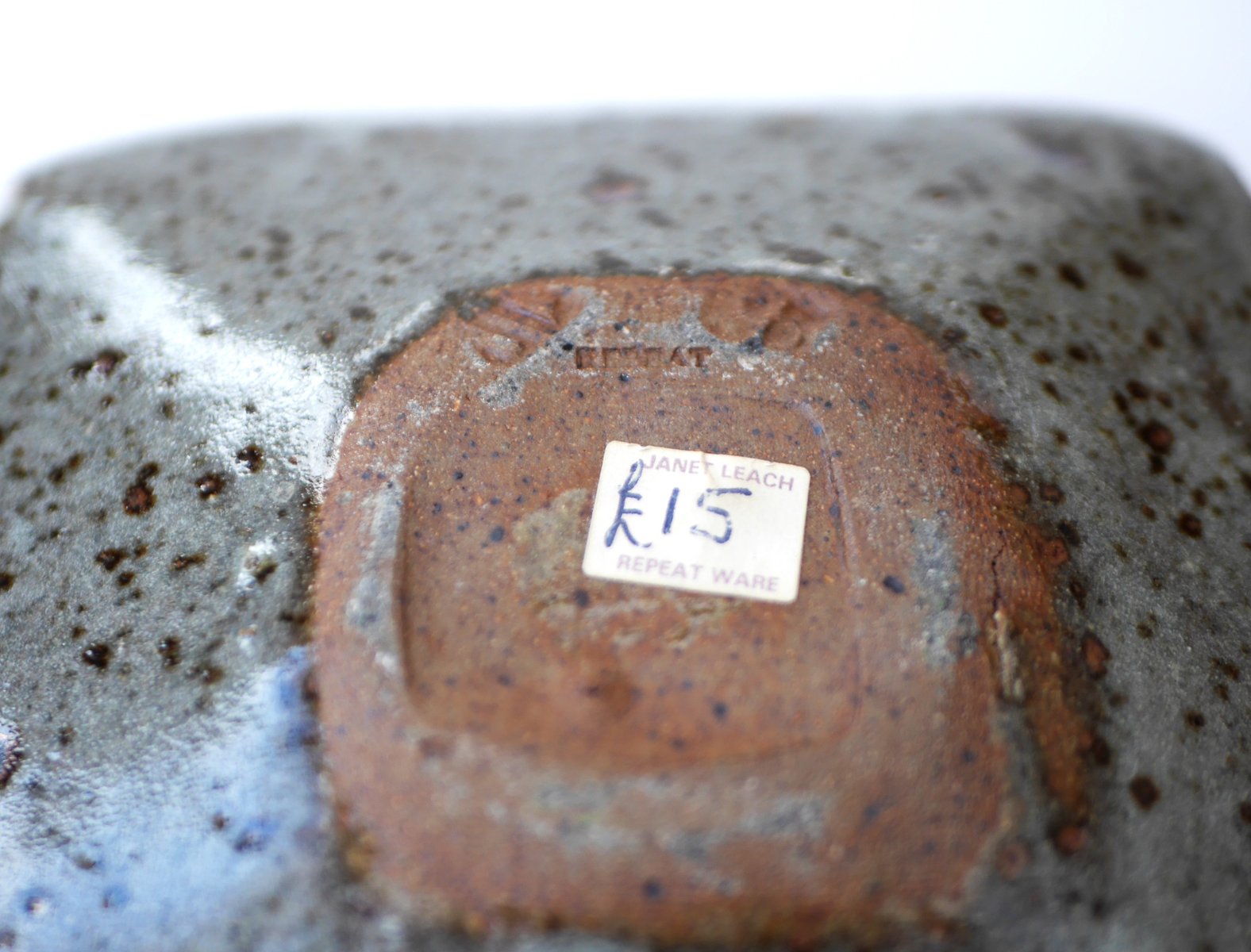 Mid-Century Modern Pottery Dish by Janet Leach, England for sale at Pamono