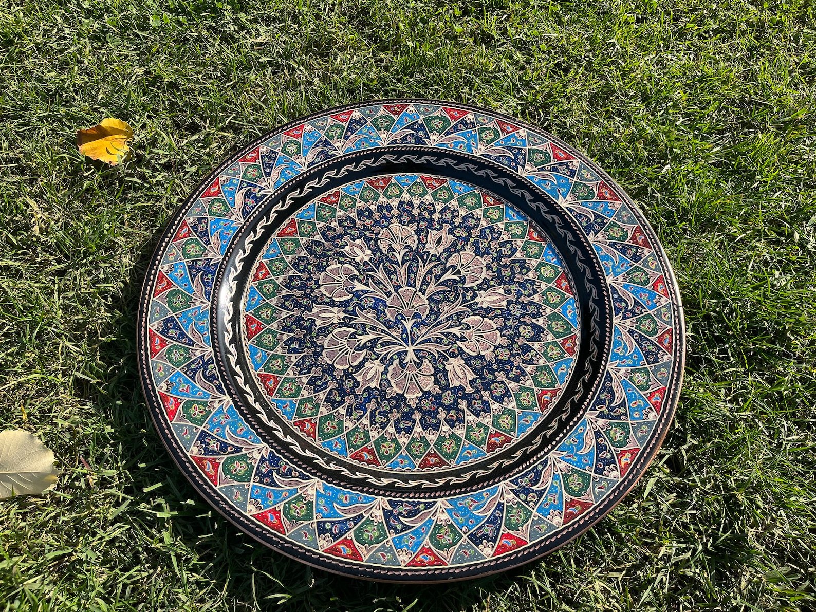 Hand Carved Clove Design Copper Tray for sale at Pamono