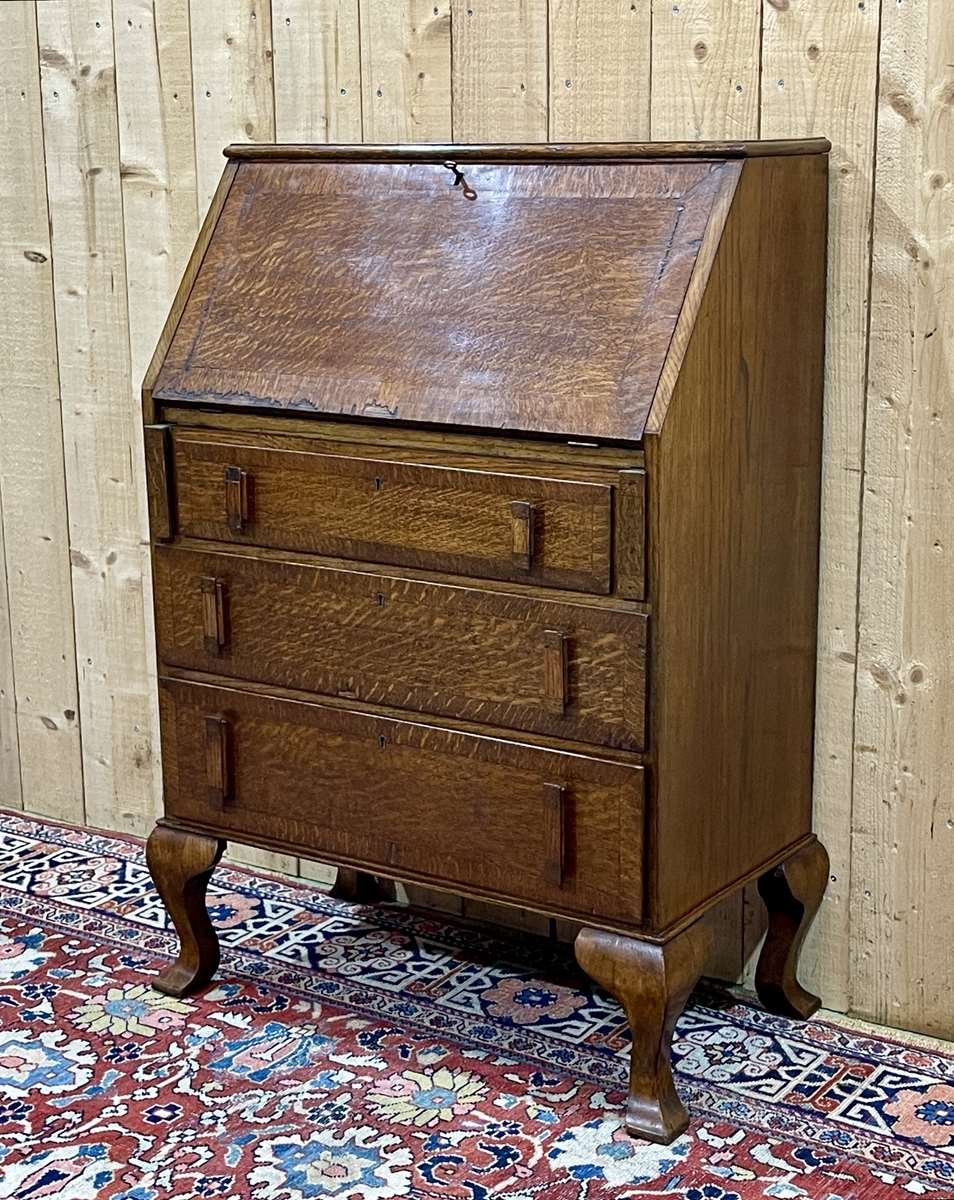 English Donkey Desk in Oak and Leather Top, 1950s for sale at Pamono