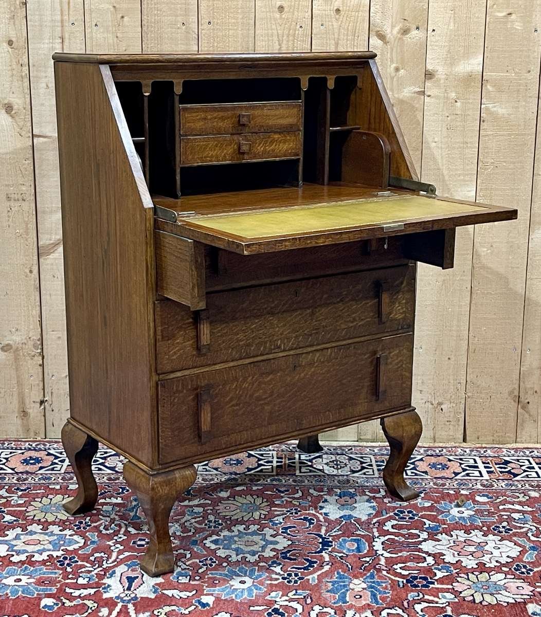 English Donkey Desk in Oak and Leather Top, 1950s for sale at Pamono