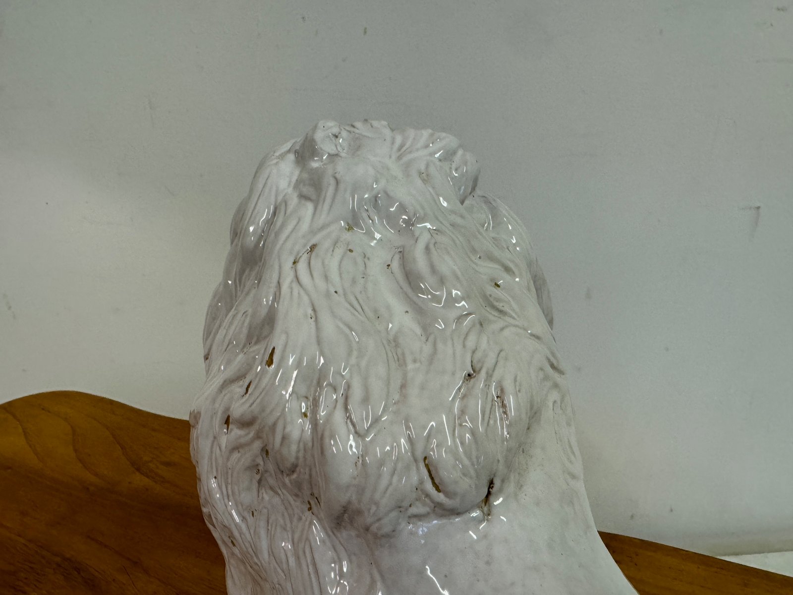 Vintage Italian Glazed Ceramic Lion, 1970s for sale at Pamono