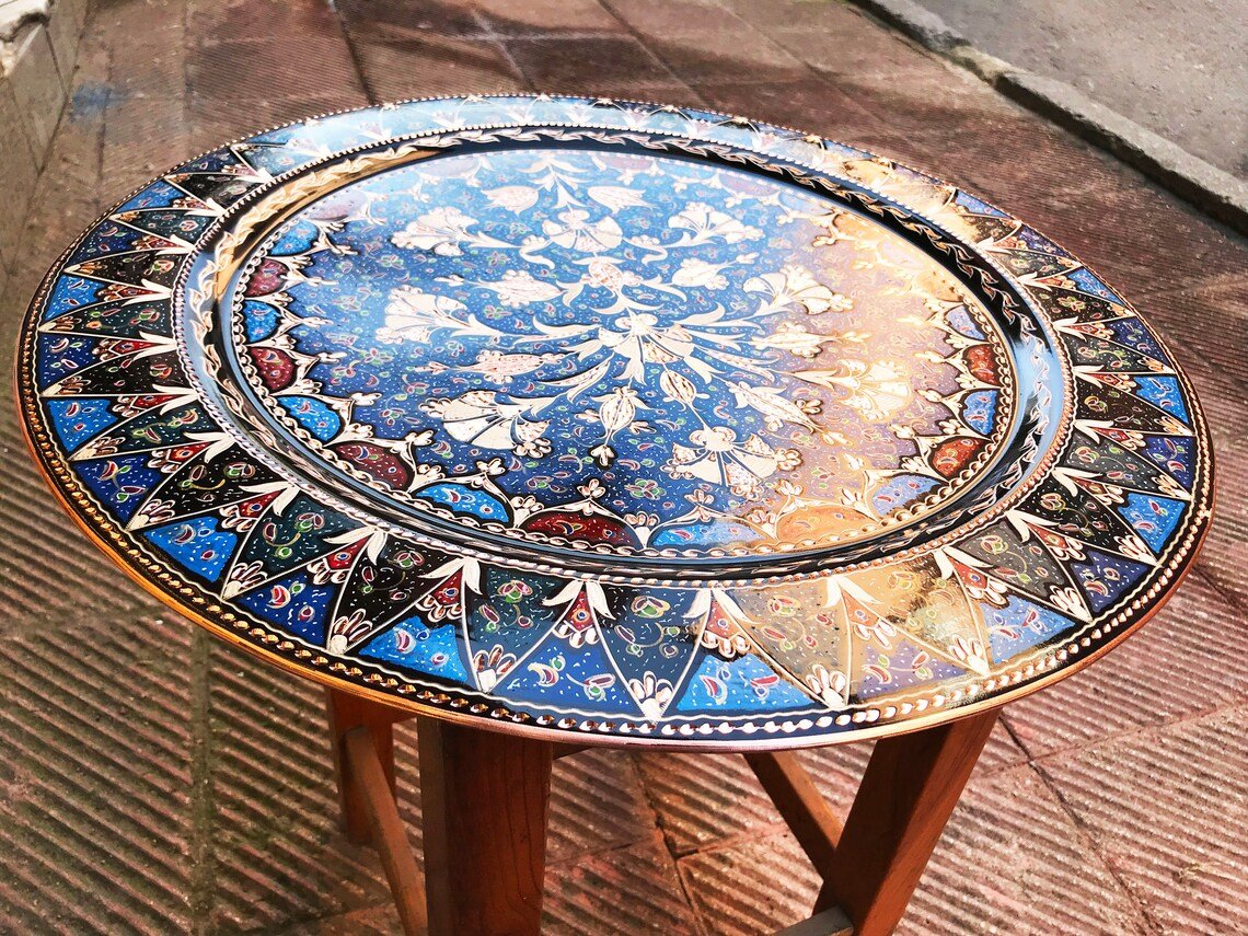 Engraved Clove Design Copper Tray for sale at Pamono