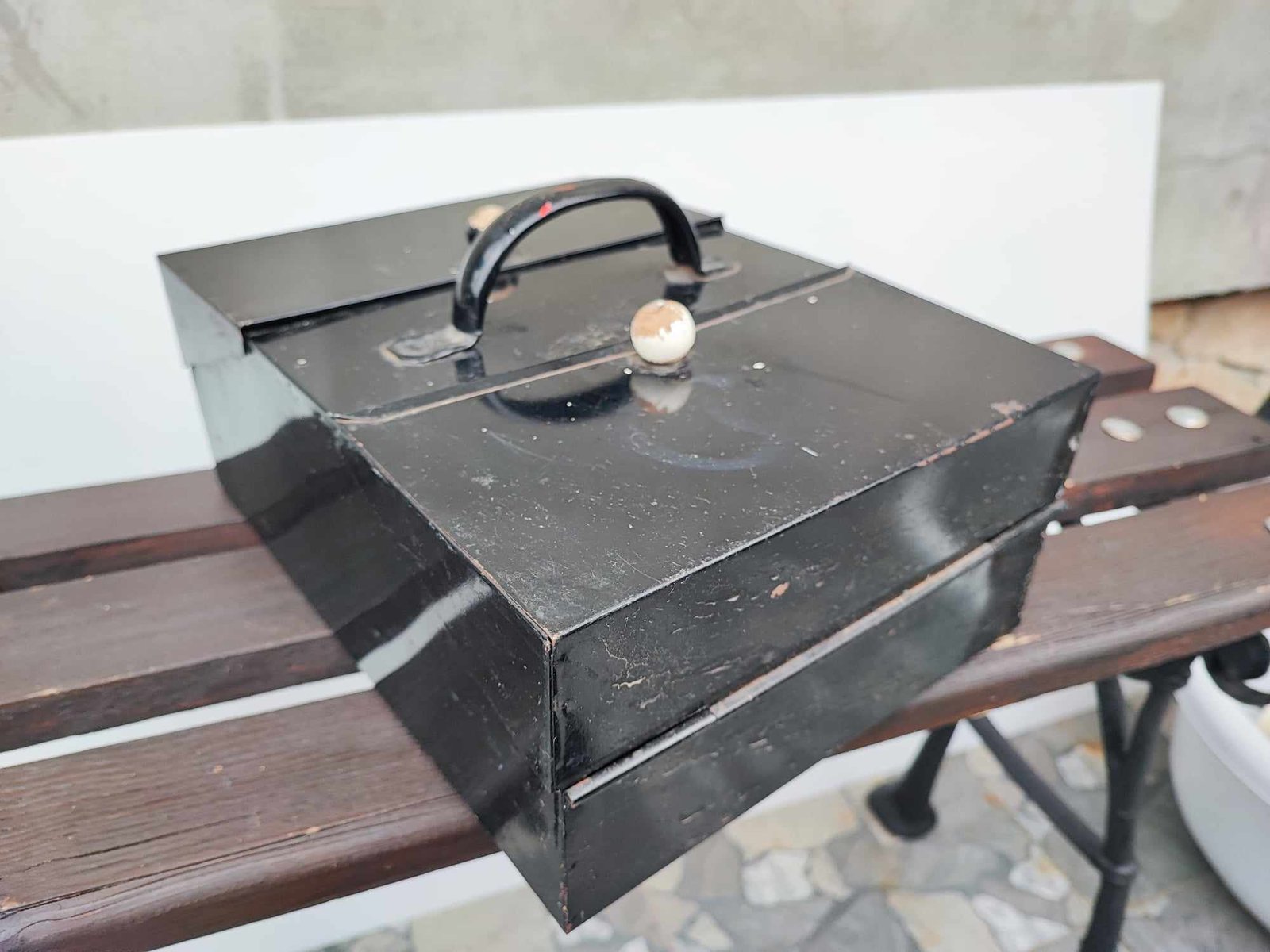 Pre-War Metal Tool Box, 1920s for sale at Pamono