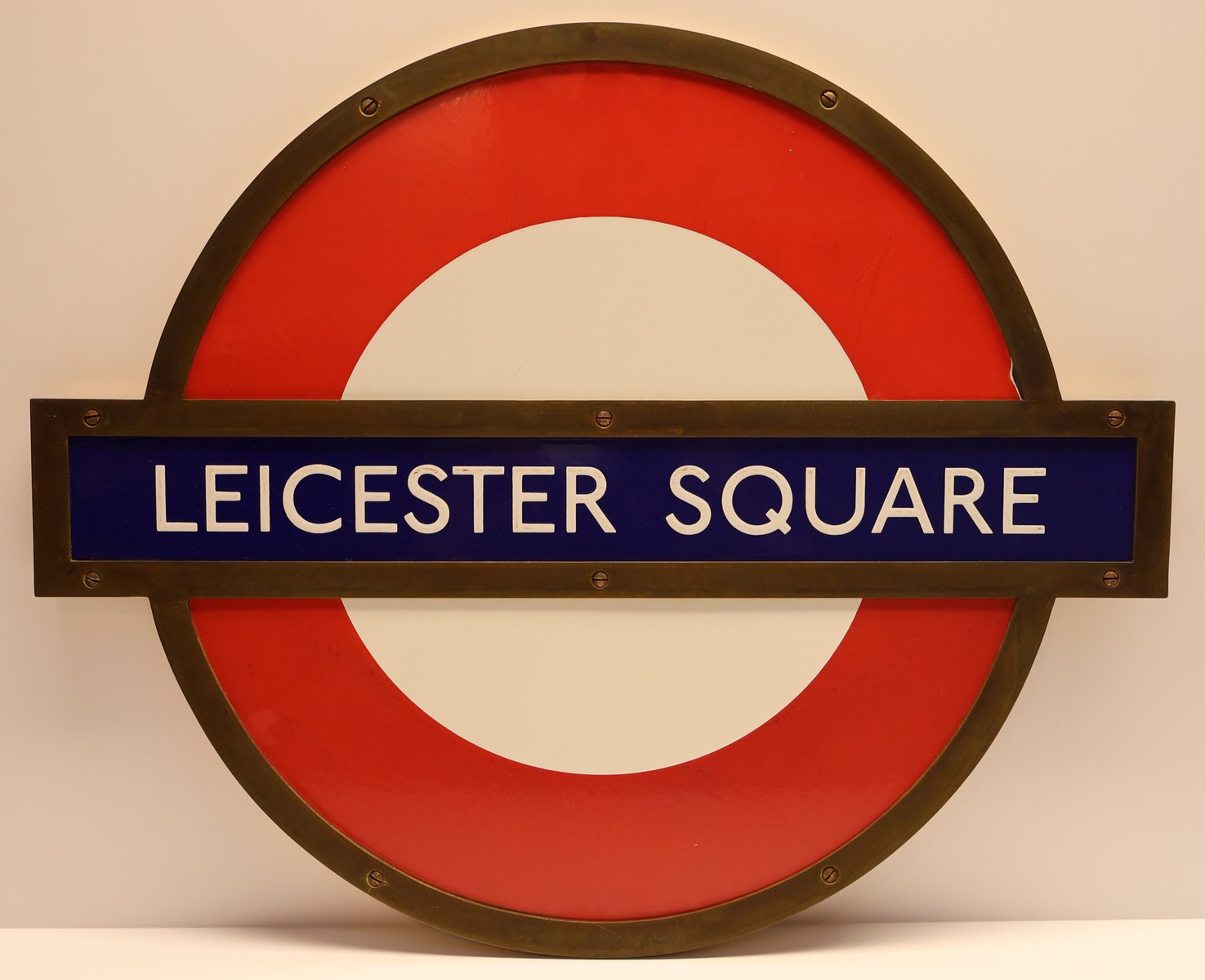 Leicester Square Tube Station Roundel, 1940 for sale at Pamono