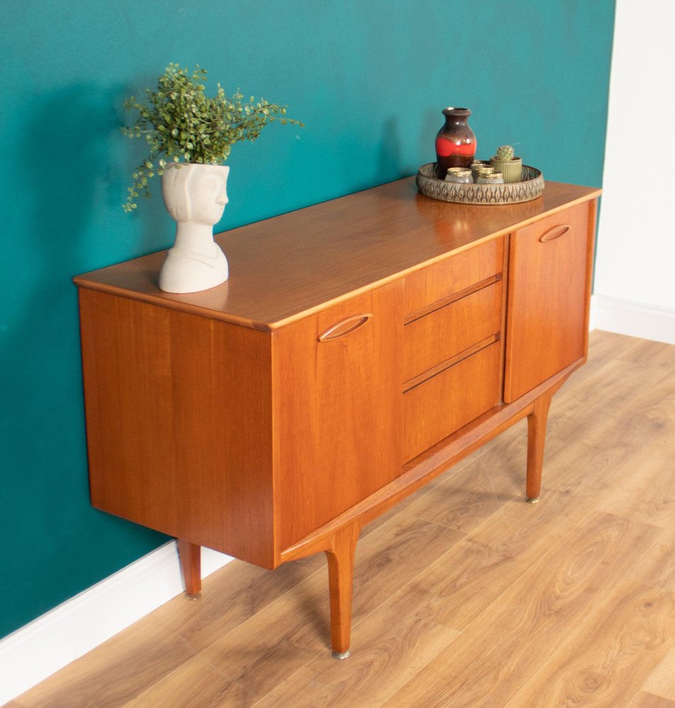 Short Sideboard in Teak from Jentique, 1960s for sale at Pamono