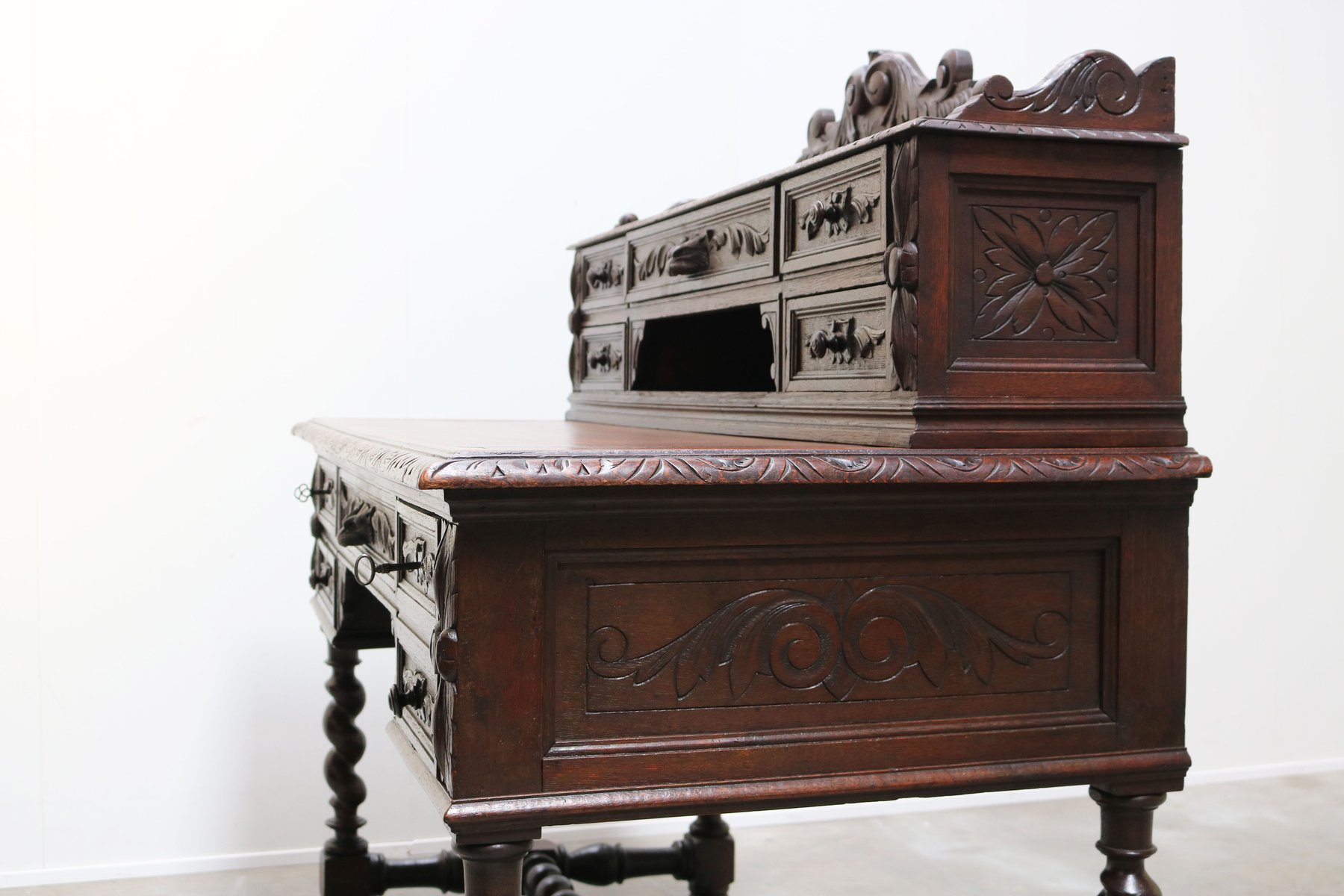 19th Century French Renaissance Revival Hunt Desk with Barley Twist Oak ...
