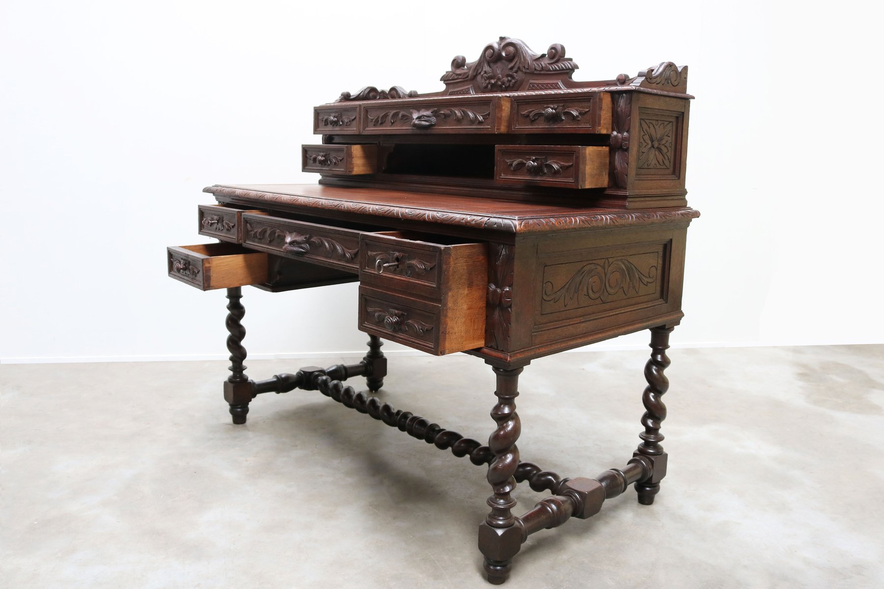 19th Century French Renaissance Revival Hunt Desk with Barley Twist Oak ...