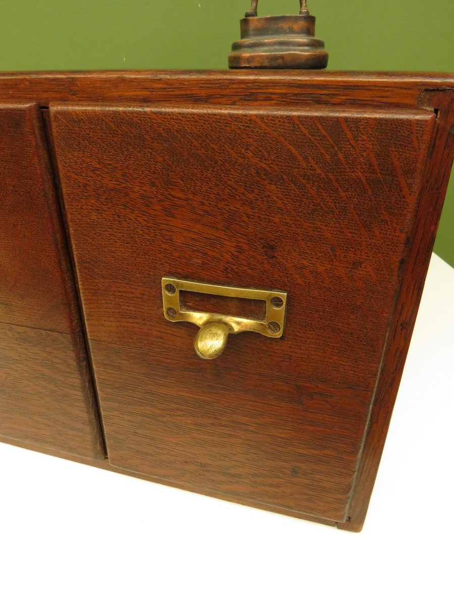 Vintage Oak Table Top Index Drawers from Crusader, 1940s for sale at Pamono