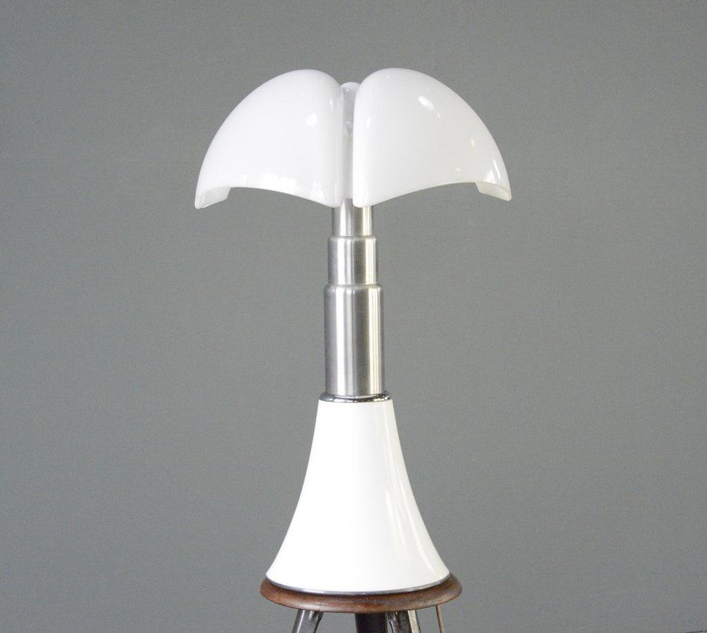 Lampe de Bureau Pipistrello par Gae Aulenti, 1970s en vente sur Pamono