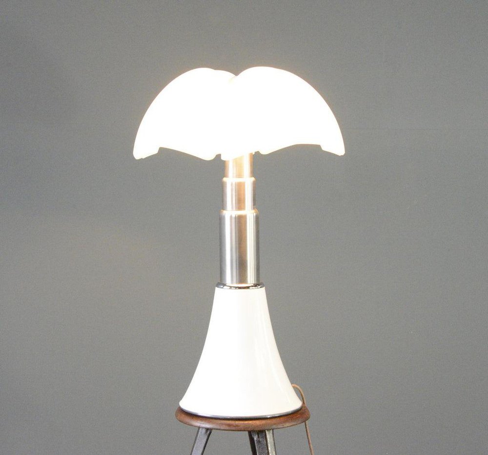 Lampe de Bureau Pipistrello par Gae Aulenti, 1970s en vente sur Pamono