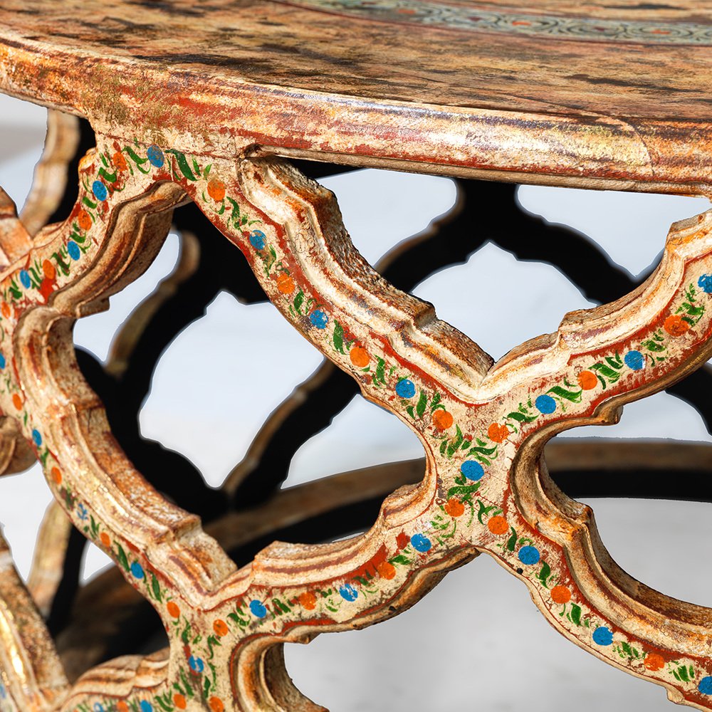 Round Painted Lattice Table for sale at Pamono