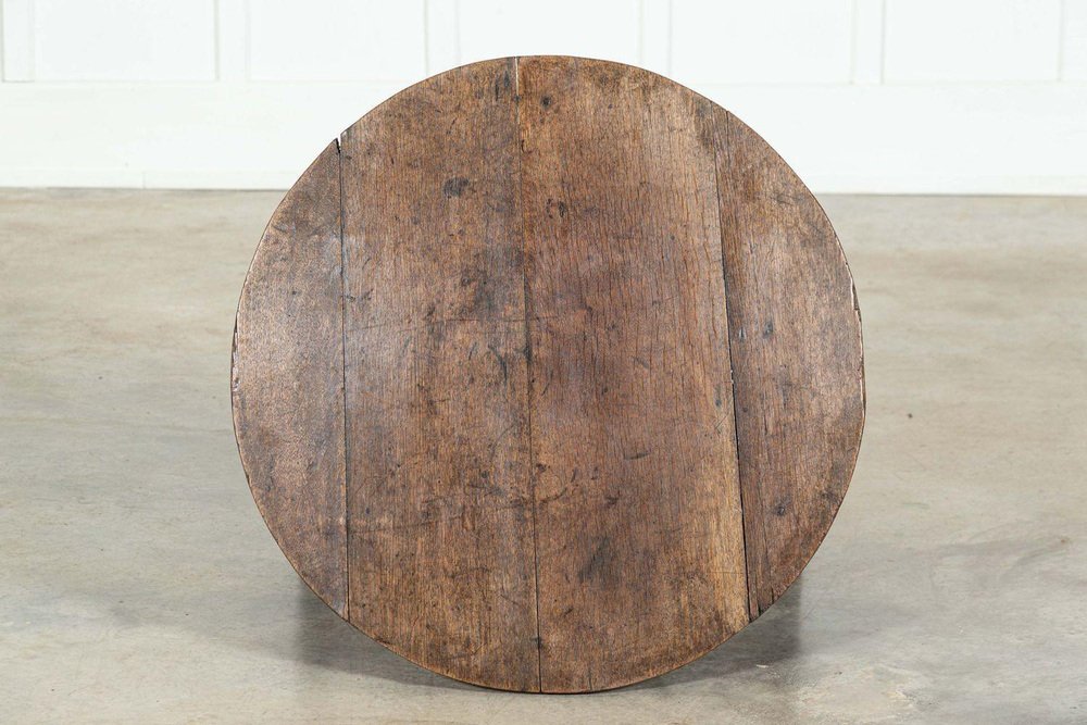 19th Century English Oak Tiered Cricket Table, 1830s for sale at Pamono