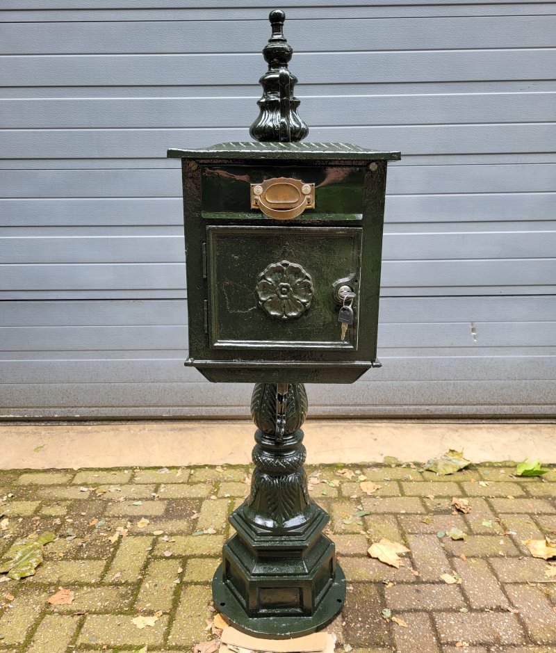 Free Standing Cast Iron Mailbox for sale at Pamono