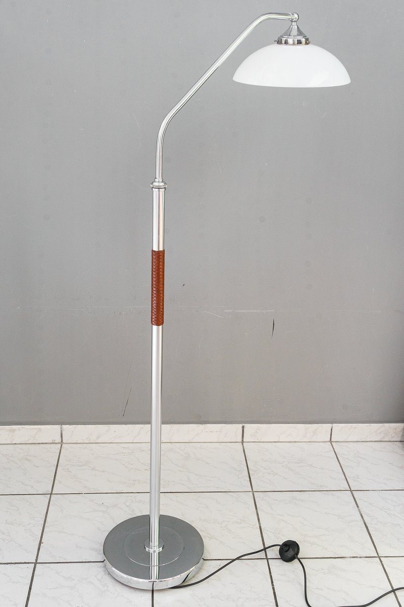 Art Deco Extendable Nickel-Plated Floor Lamp, 1920s for sale at Pamono