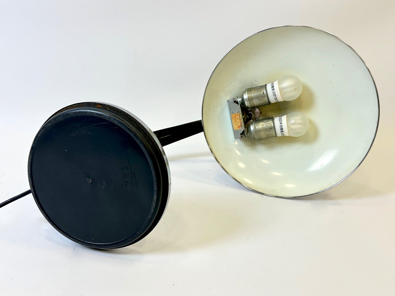 Boomerang 64 Desk Lamp by Luis Pérez De La Oliva for Fase, 1970s for ...