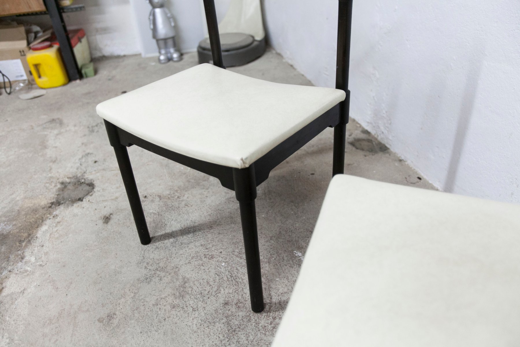 Vintage Atypical Chairs, 1960s, Set of 2 for sale at Pamono