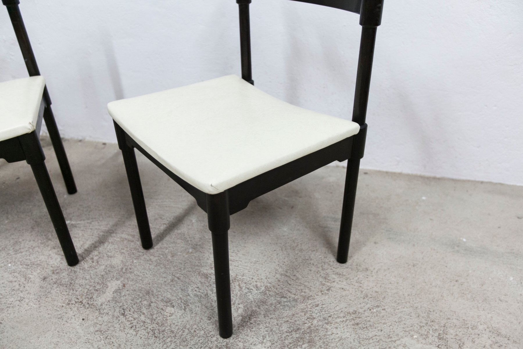 Vintage Atypical Chairs, 1960s, Set of 2 for sale at Pamono